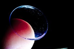 10 Most Common Contact Lens Problems And Their Solutions